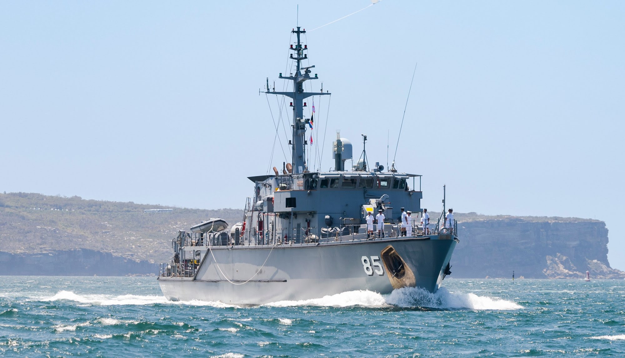 HMAS Gascoyne II makes final visit before decommissioning – The Naval ...